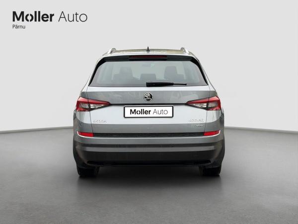 Grey Skoda Kodiaq 2019 in Parnu, with an engine capacity of 2.00 L and mileage of 152 thousand km for 25900 €, photo 5 on AUTOMOTO.COM.LV