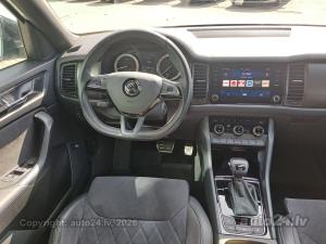 Grey Skoda Kodiaq 2020 in Tartu, with an engine capacity of 2.00 L and mileage of 105 thousand km for 25900 €, photo 4 on AUTOMOTO.COM.LV