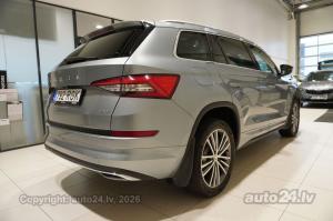 Grey Skoda Kodiaq 2020 in Tallinn, with an engine capacity of 2.00 L and mileage of 194 thousand km for 22900 €, photo 4 on AUTOMOTO.COM.LV
