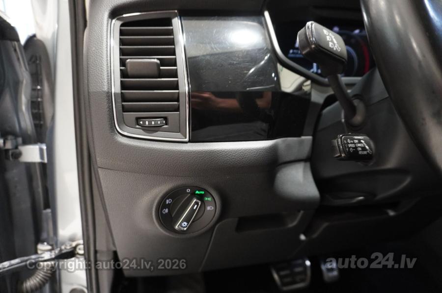 Grey Skoda Kodiaq 2020 in Tallinn, with an engine capacity of 2.00 L and mileage of 194 thousand km for 22900 €, photo 17 on AUTOMOTO.COM.LV