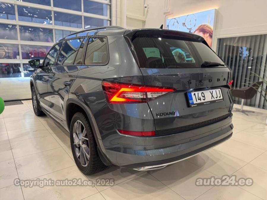 Grey Skoda Kodiaq 2021 in Rakvere, with an engine capacity of 1.50 L and mileage of 67 thousand km for 26800 €, photo 4 on AUTOMOTO.COM.LV