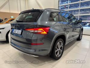 Pelēks Skoda Kodiaq 2021 Rakvere, ar dzinēja tilpumu 1.50 L un nobraukumu 67 tūkst. km par 26800 €, foto 3 vietnē AUTOMOTO.COM.LV