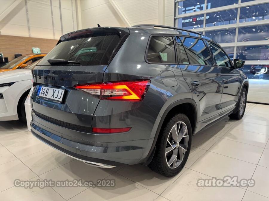 Pelēks Skoda Kodiaq 2021 Rakvere, ar dzinēja tilpumu 1.50 L un nobraukumu 67 tūkst. km par 26800 €, foto 3 vietnē AUTOMOTO.COM.LV