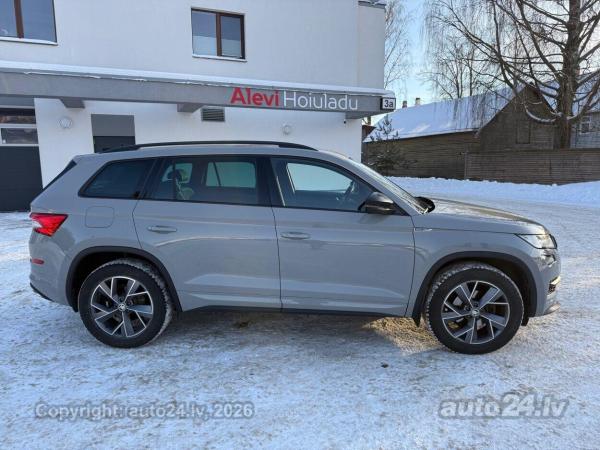Grey Skoda Kodiaq 2021 in Tartu, with an engine capacity of 2.00 L and mileage of 96 thousand km for 26900 €, photo 9 on AUTOMOTO.COM.LV