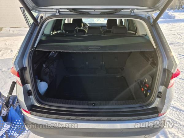 Pelēks Skoda Kodiaq 2021 Tallina, ar dzinēja tilpumu 1.50 L un nobraukumu 129 tūkst. km par 21900 €, foto 11 vietnē AUTOMOTO.COM.LV