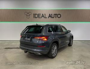 Grey Skoda Kodiaq 2021 in Tallinn, with an engine capacity of 1.97 L and mileage of 111 thousand km for 30490 €, photo 4 on AUTOMOTO.COM.LV