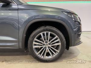Grey Skoda Kodiaq 2021 in Tallinn, with an engine capacity of 1.97 L and mileage of 111 thousand km for 30490 €, photo 5 on AUTOMOTO.COM.LV
