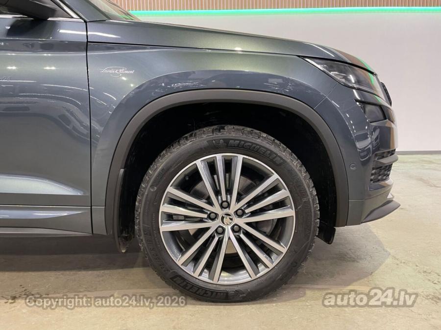 Grey Skoda Kodiaq 2021 in Tallinn, with an engine capacity of 1.97 L and mileage of 111 thousand km for 30490 €, photo 5 on AUTOMOTO.COM.LV