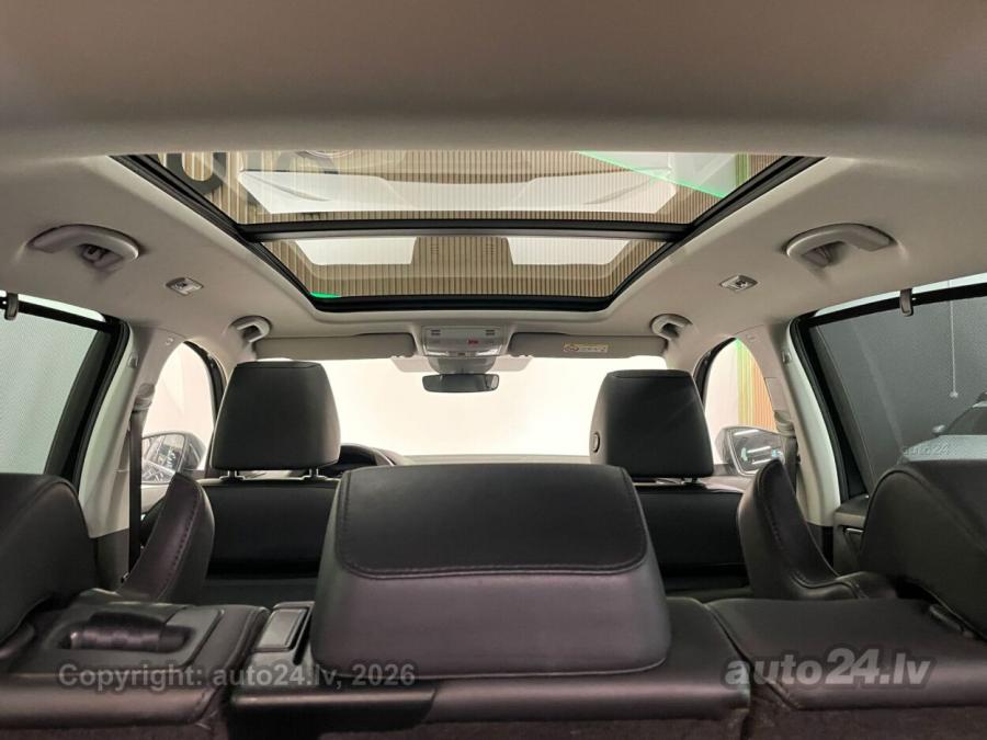 Grey Skoda Kodiaq 2021 in Tallinn, with an engine capacity of 1.97 L and mileage of 111 thousand km for 30490 €, photo 13 on AUTOMOTO.COM.LV