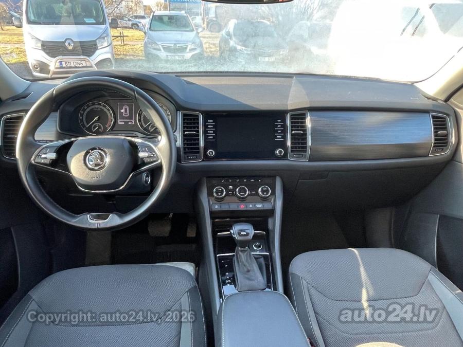 Grey Skoda Kodiaq 2021 in Tartu, with an engine capacity of 2.00 L and mileage of 110 thousand km for 20990 €, photo 10 on AUTOMOTO.COM.LV
