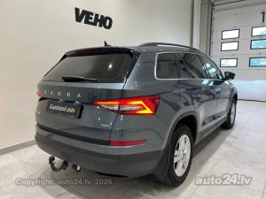 Grey Skoda Kodiaq 2021 in Tallinn, with an engine capacity of 2.00 L and mileage of 137 thousand km for 22900 €, photo 3 on AUTOMOTO.COM.LV