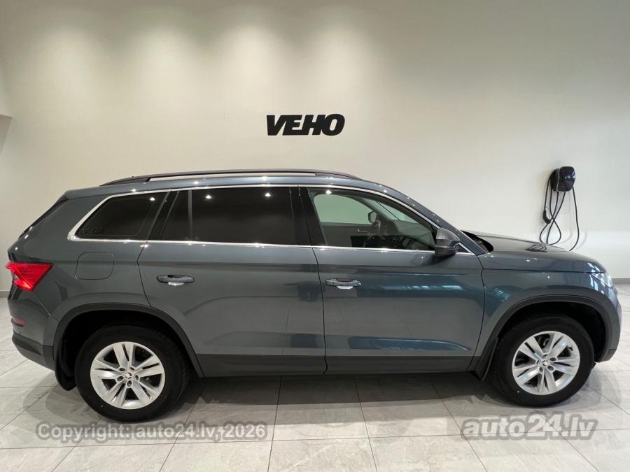 Grey Skoda Kodiaq 2021 in Tallinn, with an engine capacity of 2.00 L and mileage of 137 thousand km for 22900 €, photo 5 on AUTOMOTO.COM.LV