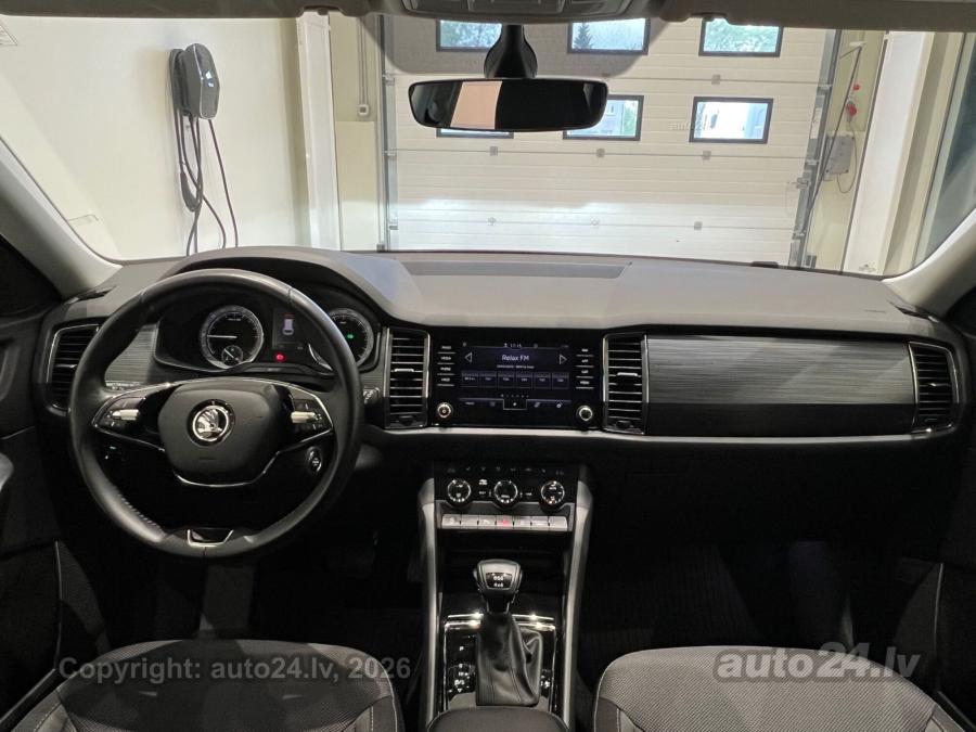 Grey Skoda Kodiaq 2021 in Tallinn, with an engine capacity of 2.00 L and mileage of 137 thousand km for 22900 €, photo 9 on AUTOMOTO.COM.LV