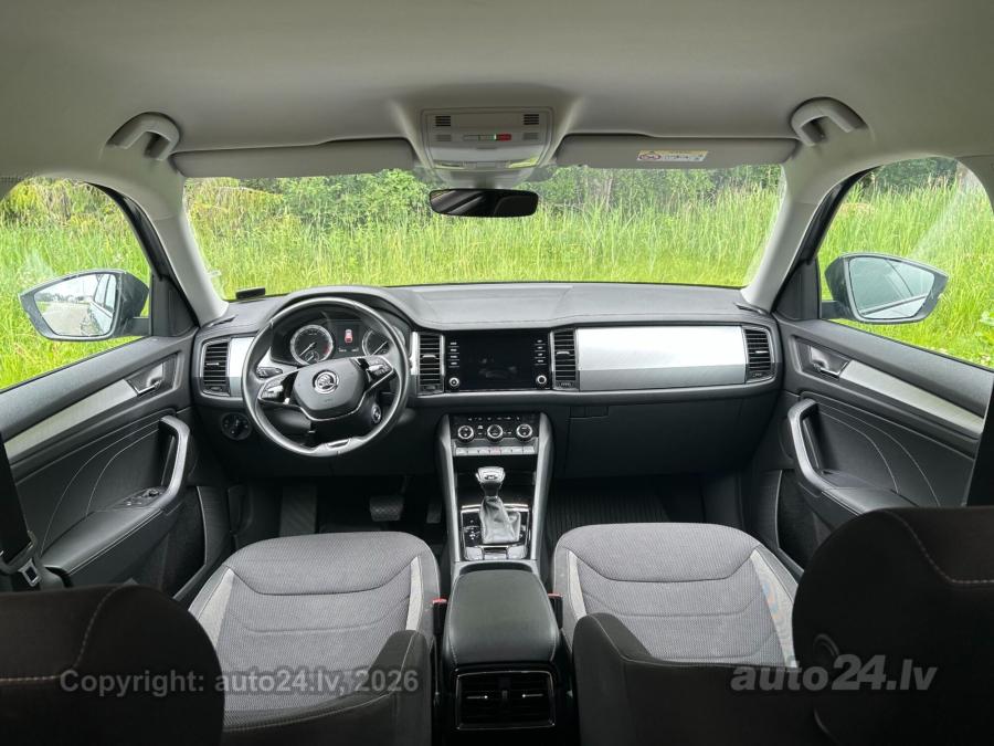 Серый Шкода Kodiaq 2021 в Таллин, объемом двигателя 2.00 л и пробегом 109 тыс. км за 28900 €, фото 6 на AUTOMOTO.COM.LV