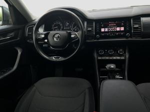 Серый Шкода Kodiaq 2021 в Пярну, объемом двигателя 1.50 л и пробегом 80 тыс. км за 25950 €, фото 7 на AUTOMOTO.COM.LV