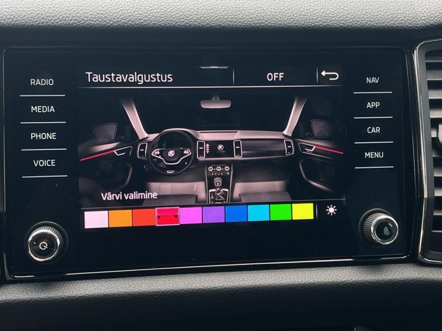 Серый Шкода Kodiaq 2021 в Пярну, объемом двигателя 1.50 л и пробегом 80 тыс. км за 25950 €, фото 16 на AUTOMOTO.COM.LV