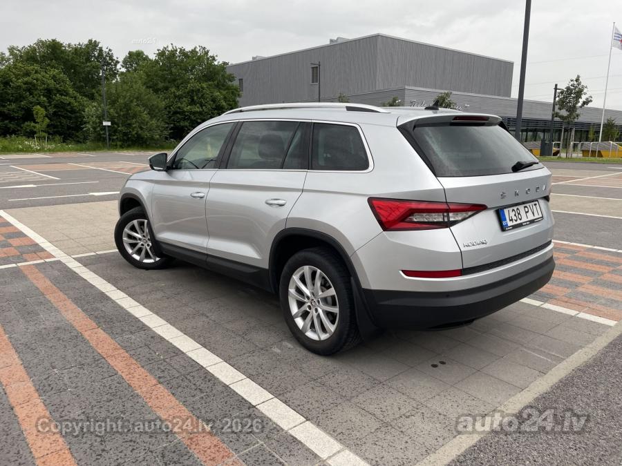 Серый Шкода Kodiaq 2021 в Таллин, объемом двигателя 1.50 л и пробегом 75 тыс. км за 27499 €, фото 3 на AUTOMOTO.COM.LV