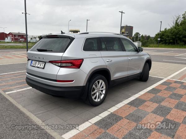 Серый Шкода Kodiaq 2021 в Таллин, объемом двигателя 1.50 л и пробегом 75 тыс. км за 27499 €, фото 3 на AUTOMOTO.COM.LV