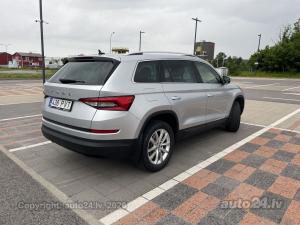 Серый Шкода Kodiaq 2021 в Таллин, объемом двигателя 1.50 л и пробегом 75 тыс. км за 27499 €, фото 4 на AUTOMOTO.COM.LV