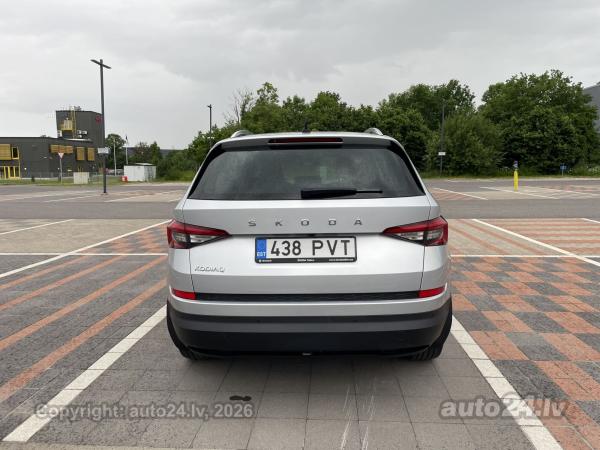 Серый Шкода Kodiaq 2021 в Таллин, объемом двигателя 1.50 л и пробегом 75 тыс. км за 27499 €, фото 6 на AUTOMOTO.COM.LV