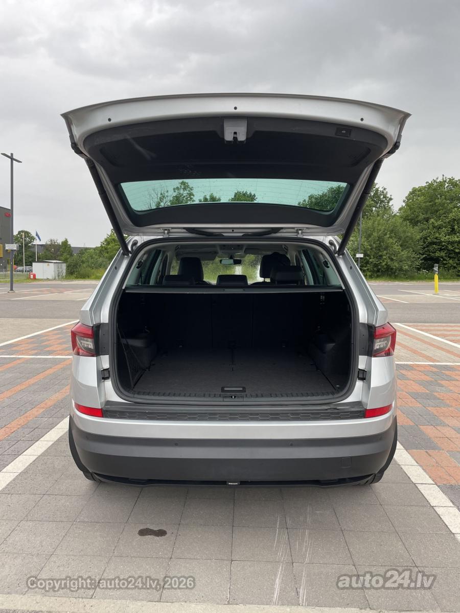 Серый Шкода Kodiaq 2021 в Таллин, объемом двигателя 1.50 л и пробегом 75 тыс. км за 27499 €, фото 8 на AUTOMOTO.COM.LV