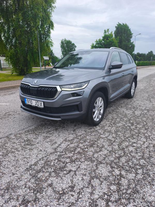 Серый Шкода Kodiaq 2021 в Таллин, объемом двигателя 2.00 л и пробегом 91 тыс. км за 28900 €, фото 1 на AUTOMOTO.COM.LV