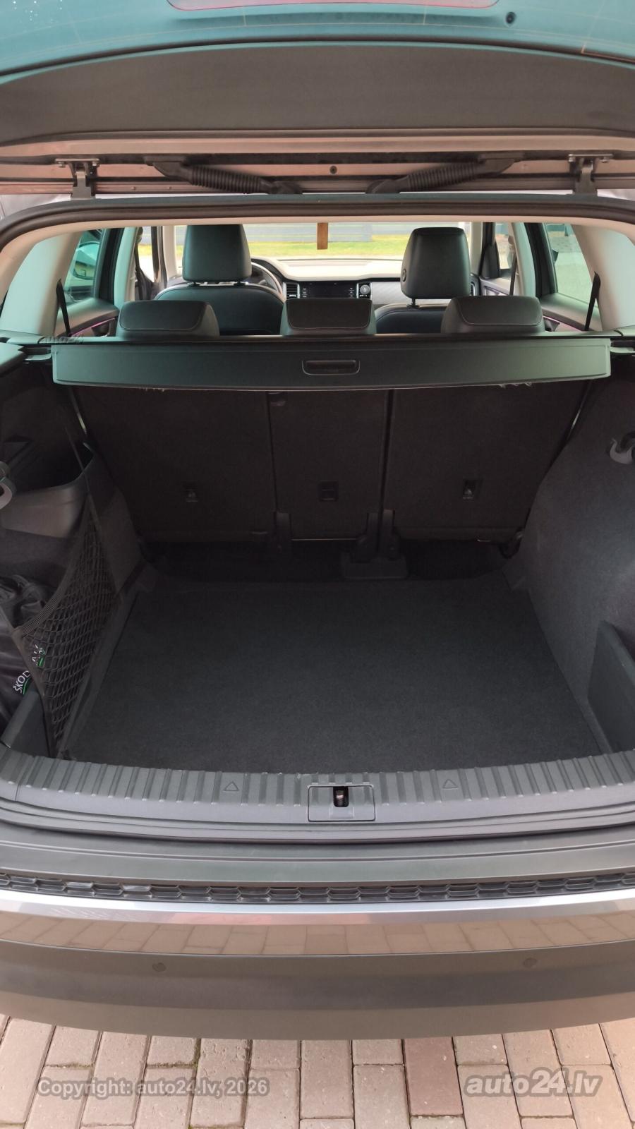 Grey Skoda Kodiaq 2021 in Tallinn, with an engine capacity of 2.00 L and mileage of 91 thousand km for 28900 €, photo 9 on AUTOMOTO.COM.LV