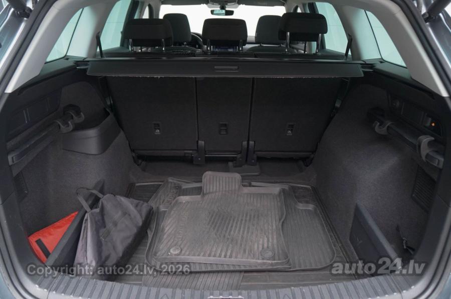 Pelēks Skoda Kodiaq 2021 Tallina, ar dzinēja tilpumu 2.00 L un nobraukumu 144 tūkst. km par 22990 €, foto 13 vietnē AUTOMOTO.COM.LV