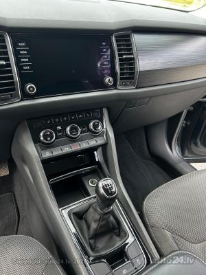 Pelēks Skoda Kodiaq 2021 Rīga, ar dzinēja tilpumu 1.50 L un nobraukumu 105 tūkst. km par 20500 €, foto 15 vietnē AUTOMOTO.COM.LV