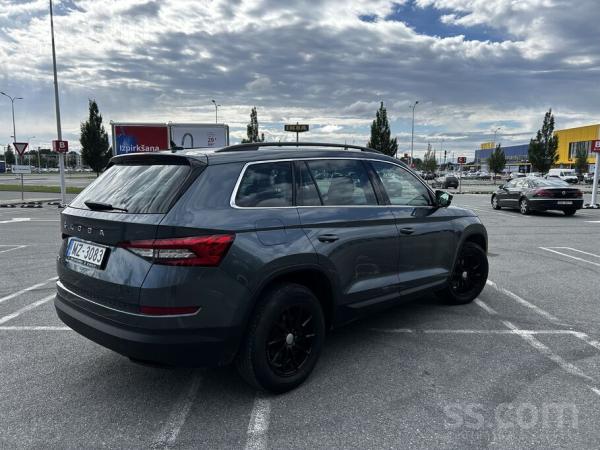 Pelēks Skoda Kodiaq 2021 Rīga, ar dzinēja tilpumu 1.50 L un nobraukumu 105 tūkst. km par 20500 €, foto 6 vietnē AUTOMOTO.COM.LV
