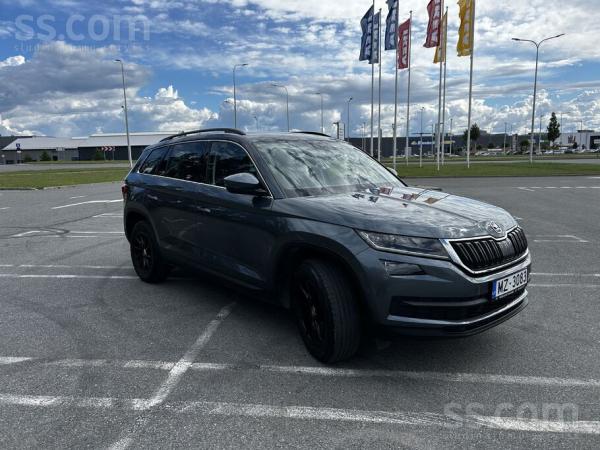 Grey Skoda Kodiaq 2021 in Riga, with an engine capacity of 1.50 L and mileage of 105 thousand km for 20500 €, photo 8 on AUTOMOTO.COM.LV