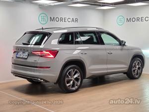 Pelēks Skoda Kodiaq 2021 Tallina, ar dzinēja tilpumu 2.00 L un nobraukumu 173 tūkst. km par 22900 €, foto 5 vietnē AUTOMOTO.COM.LV