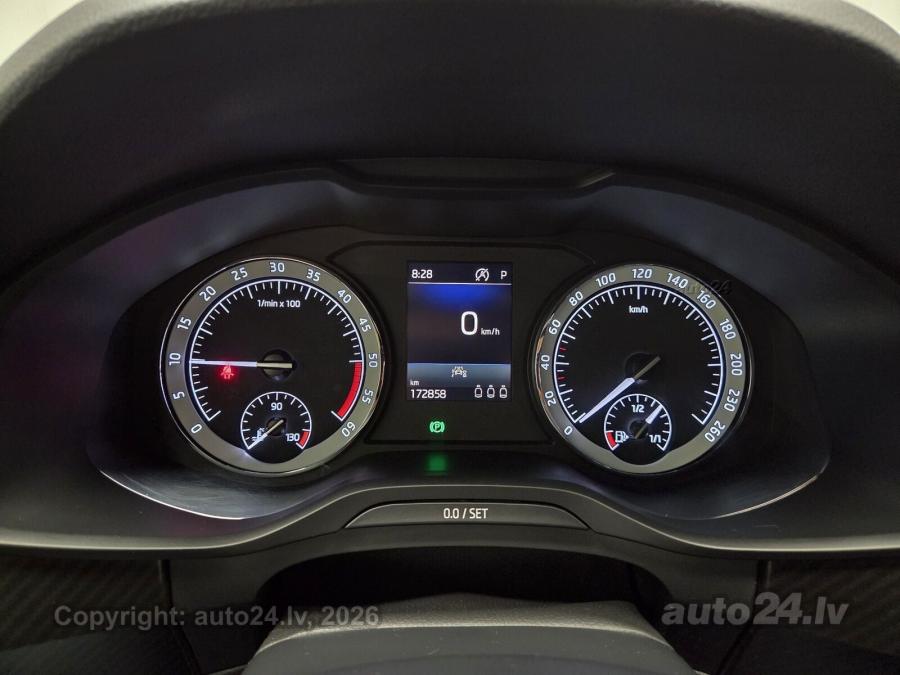 Pelēks Skoda Kodiaq 2021 Tallina, ar dzinēja tilpumu 2.00 L un nobraukumu 173 tūkst. km par 22900 €, foto 16 vietnē AUTOMOTO.COM.LV