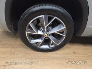 Pelēks Skoda Kodiaq 2021 Tallina, ar dzinēja tilpumu 2.00 L un nobraukumu 173 tūkst. km par 22900 €, foto 23 vietnē AUTOMOTO.COM.LV