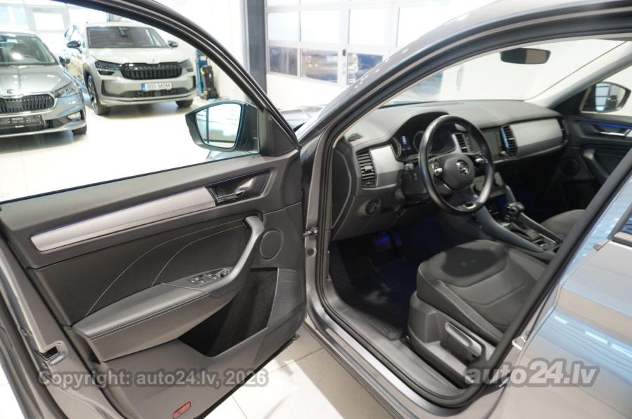 Серый Шкода Kodiaq 2021 в Таллин, объемом двигателя 2.00 л и пробегом 112 тыс. км за 26900 €, фото 12 на AUTOMOTO.COM.LV
