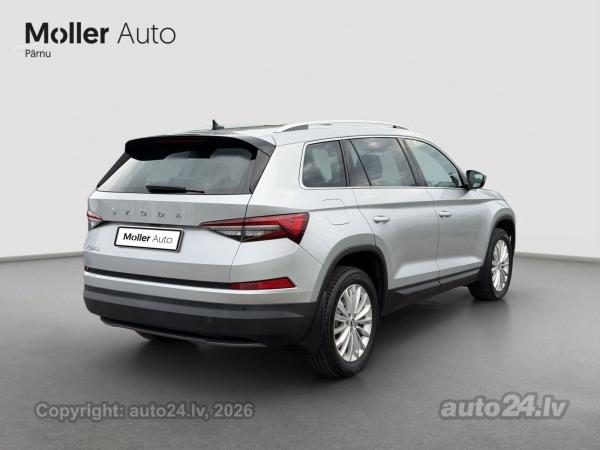 Pelēks Skoda Kodiaq 2021 Pērnava, ar dzinēja tilpumu 1.50 L un nobraukumu 107 tūkst. km par 28900 €, foto 3 vietnē AUTOMOTO.COM.LV