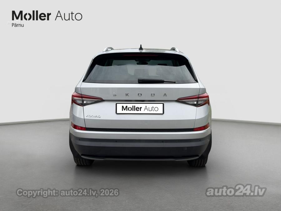 Pelēks Skoda Kodiaq 2021 Pērnava, ar dzinēja tilpumu 1.50 L un nobraukumu 107 tūkst. km par 28900 €, foto 5 vietnē AUTOMOTO.COM.LV