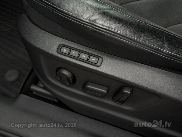 Pelēks Skoda Kodiaq 2021 Pērnava, ar dzinēja tilpumu 1.50 L un nobraukumu 107 tūkst. km par 28900 €, foto 9 vietnē AUTOMOTO.COM.LV
