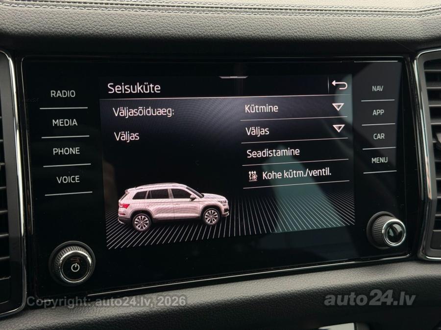 Pelēks Skoda Kodiaq 2021 Pērnava, ar dzinēja tilpumu 1.50 L un nobraukumu 107 tūkst. km par 28900 €, foto 14 vietnē AUTOMOTO.COM.LV