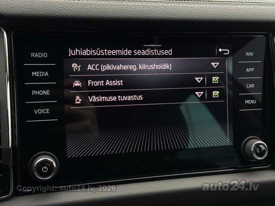 Pelēks Skoda Kodiaq 2021 Pērnava, ar dzinēja tilpumu 1.50 L un nobraukumu 107 tūkst. km par 28900 €, foto 15 vietnē AUTOMOTO.COM.LV