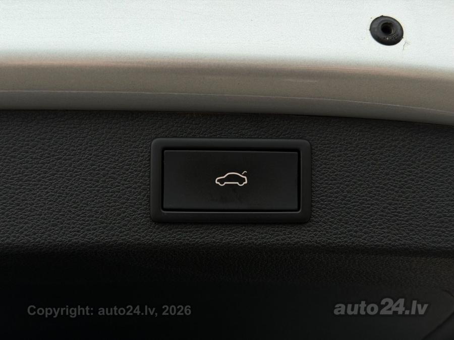 Pelēks Skoda Kodiaq 2021 Pērnava, ar dzinēja tilpumu 1.50 L un nobraukumu 107 tūkst. km par 28900 €, foto 19 vietnē AUTOMOTO.COM.LV