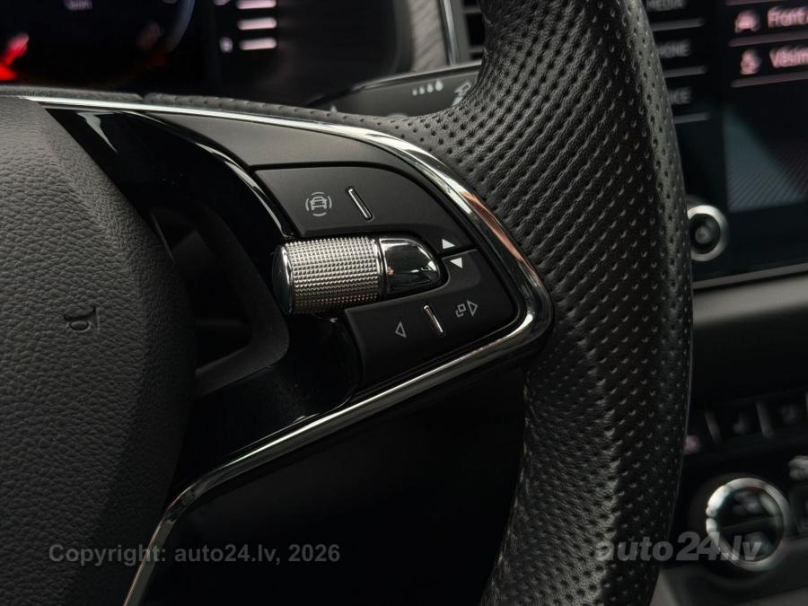 Pelēks Skoda Kodiaq 2021 Pērnava, ar dzinēja tilpumu 1.50 L un nobraukumu 107 tūkst. km par 28900 €, foto 25 vietnē AUTOMOTO.COM.LV