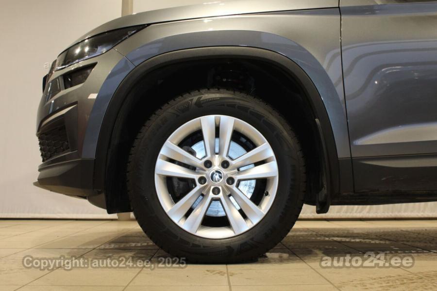 Grey Skoda Kodiaq 2022 in Tallinn, with an engine capacity of 2.00 L and mileage of 62 thousand km for 35490 €, photo 15 on AUTOMOTO.COM.LV