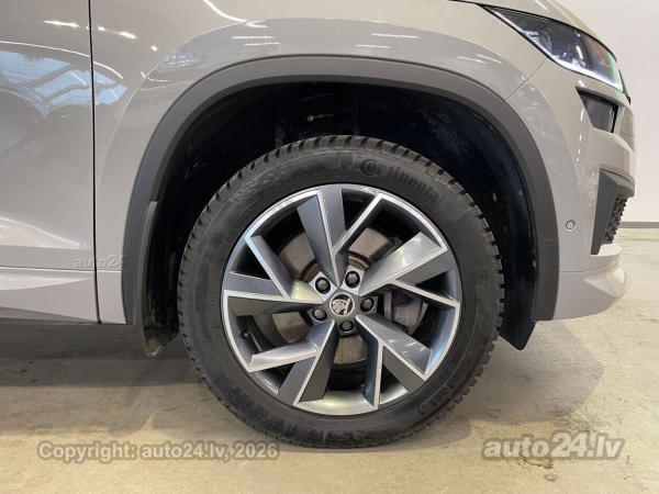 Grey Skoda Kodiaq 2022 in Tallinn, with an engine capacity of 1.97 L and mileage of 66 thousand km for 35900 €, photo 5 on AUTOMOTO.COM.LV