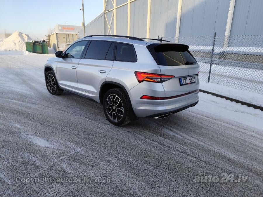 Grey Skoda Kodiaq 2022 in Tallinn, with an engine capacity of 2.00 L and mileage of 108 thousand km for 37500 €, photo 4 on AUTOMOTO.COM.LV