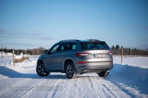 Серый Шкода Kodiaq 2022 в Таллин, объемом двигателя 2.00 л и пробегом 57 тыс. км за 35900 €, фото 3 на AUTOMOTO.COM.LV