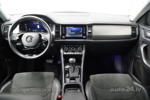 Grey Skoda Kodiaq 2022 in Tallinn, with an engine capacity of 2.00 L and mileage of 102 thousand km for 29900 €, photo 11 on AUTOMOTO.COM.LV