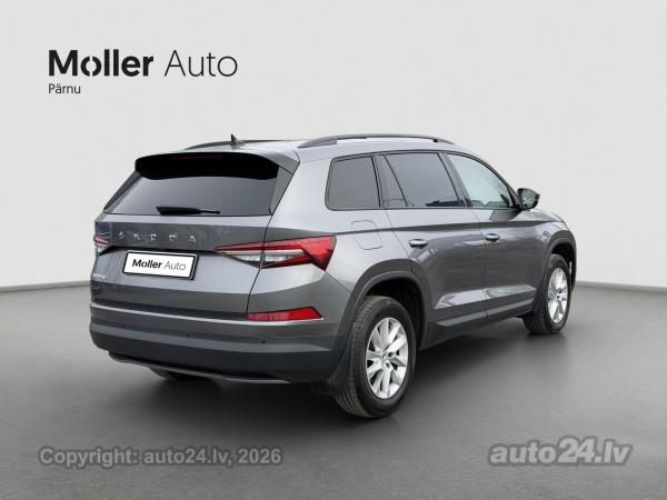 Pelēks Skoda Kodiaq 2022 Pērnava, ar dzinēja tilpumu 1.50 L un nobraukumu 76 tūkst. km par 27900 €, foto 2 vietnē AUTOMOTO.COM.LV
