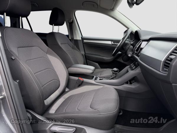Pelēks Skoda Kodiaq 2022 Pērnava, ar dzinēja tilpumu 1.50 L un nobraukumu 76 tūkst. km par 27900 €, foto 5 vietnē AUTOMOTO.COM.LV
