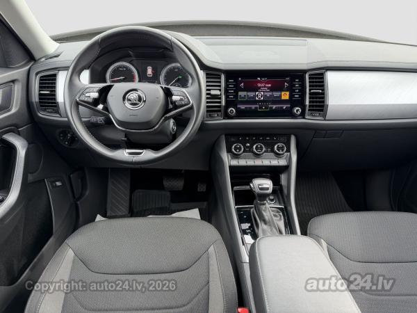 Pelēks Skoda Kodiaq 2022 Pērnava, ar dzinēja tilpumu 1.50 L un nobraukumu 76 tūkst. km par 27900 €, foto 6 vietnē AUTOMOTO.COM.LV